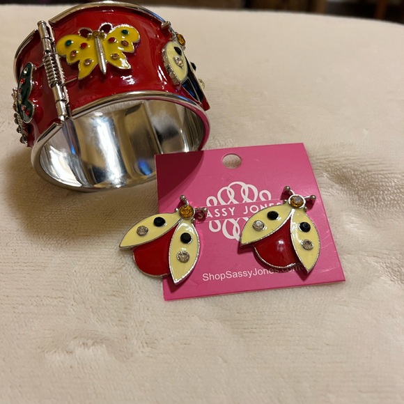Sassy Jones | Jewelry | Sassy Jones Love Bug Bracelet Lady Bug Earrings ...